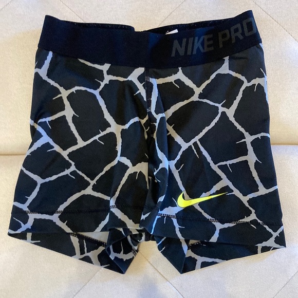 Nike | Shorts | Rare Pattern Nike Pros | Poshmark